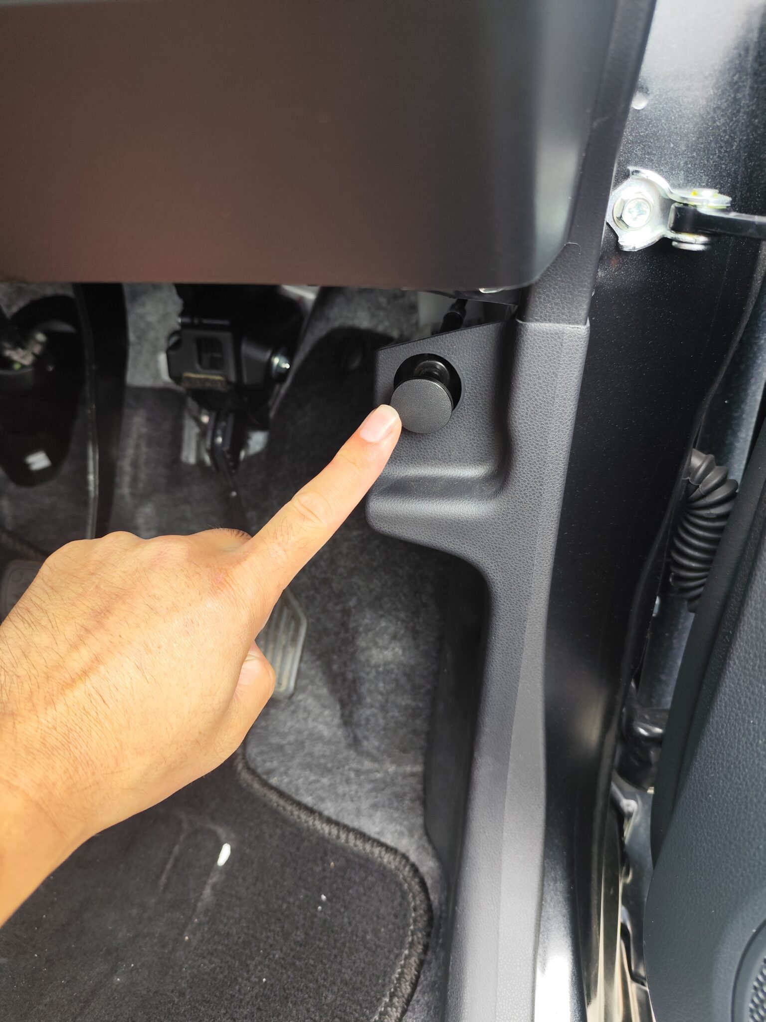 初心者でも安心！ミライースLA350Sのエンジンオイル交換DIYの基本手法を車屋プロが解説：自宅でできる簡単な修理方法！ | 自動車の事ならスピードスターへ！